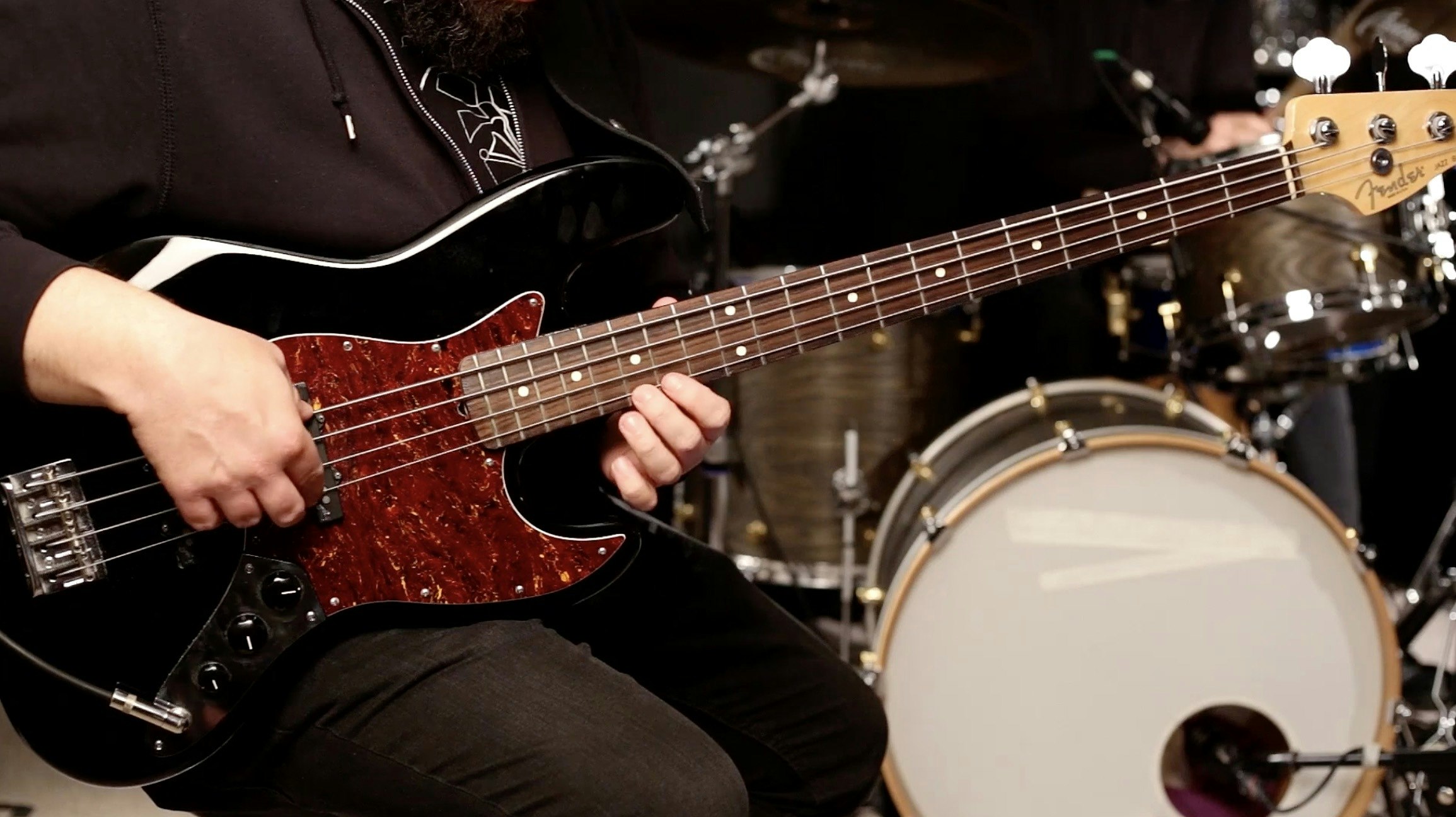 Blog: Top 10 Female Bass Players of All Time – Scott's Bass Lessons